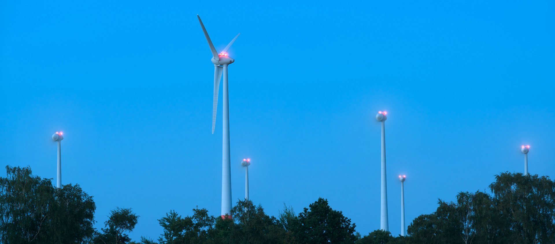 Flash Technology Aviation Obstruction Lights | Aircraft Tower Lights