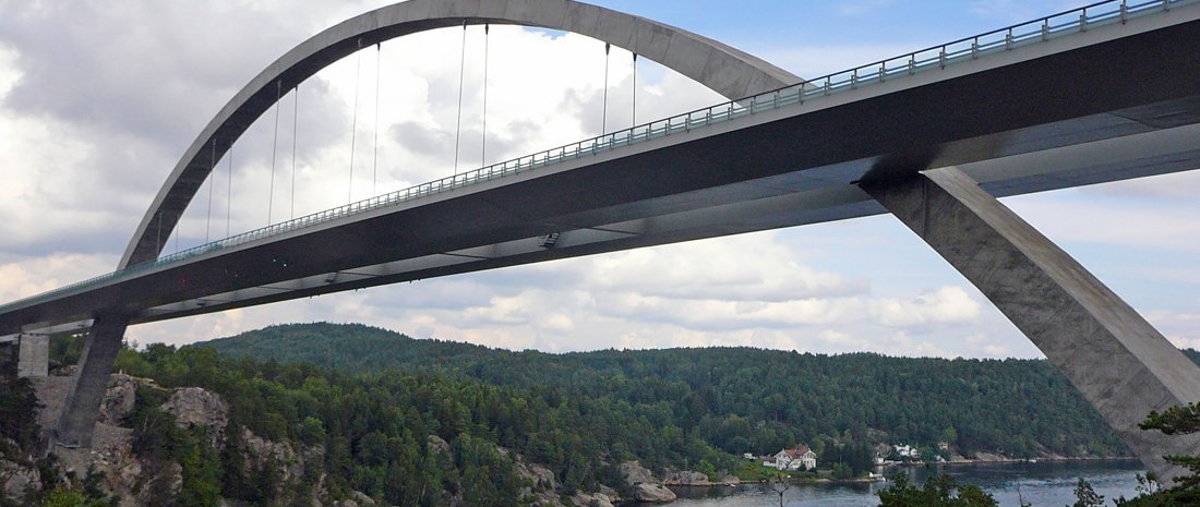Svinesund Bridge - Norway & Sweden | Bridge Lighting