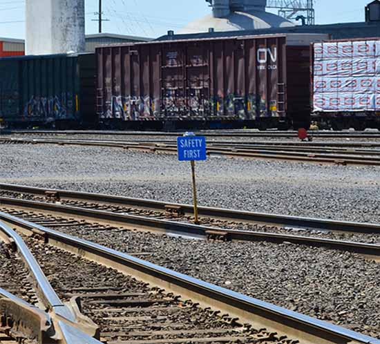 Railroad Blue Flag Protection | Solar Safety Lights